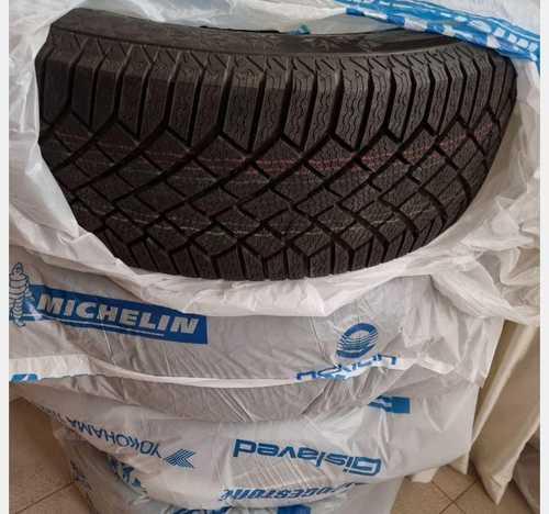 Continental ContiVikingContact 7 235/60 R17