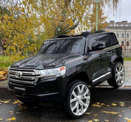 Детский электромобиль toyota land cruiser 200