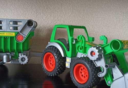 Детские игрушки (трактор, машины, кухня в чемодане