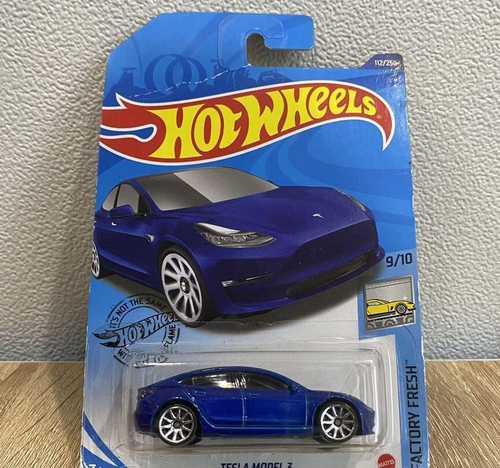 Hot wheels tesla model 3