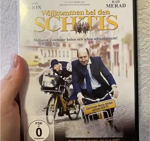 DVD диск с фильмом Willkommen bei den Sch'tis