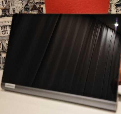 Планшет Lenovo Yoga SMART Tab