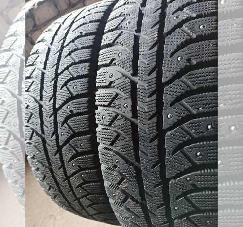 Bridgestone Ice Cruiser 7000 195/65 R15