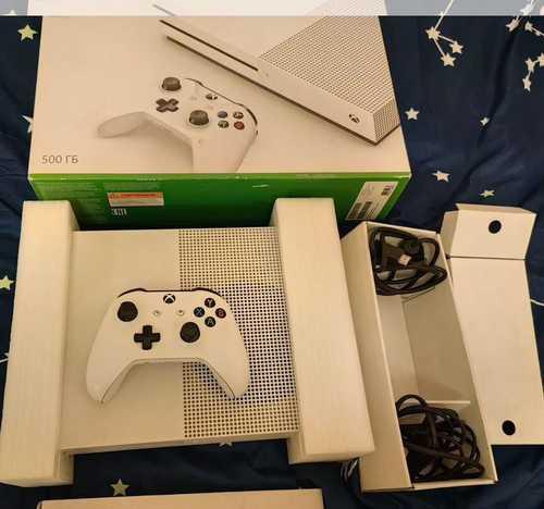 Xbox One S 500 Гб Game Pass