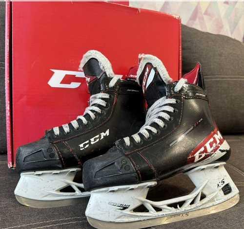 Коньки хоккейные ccm jetspeed