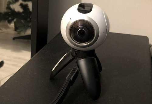 Панорамная видео/веб камера Samsung Gear 360