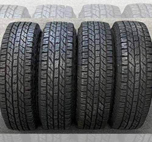 Yokohama Geolandar A/T G015 215/75 R15