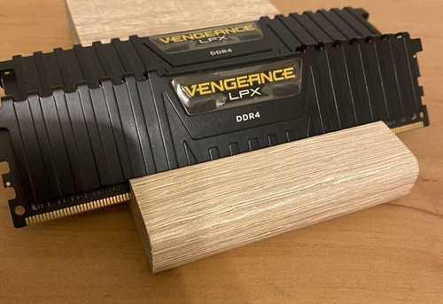 Corsair vengeance 32GB (2x16GB) DDR4 2666 MHz