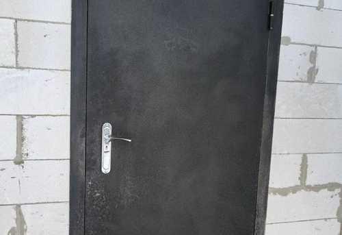 Дверь входная металлическая 960*2000