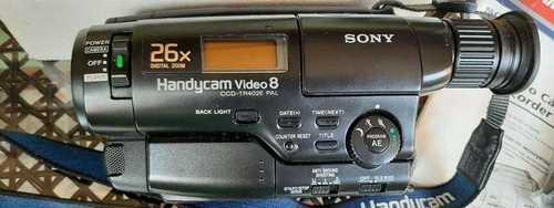 Видеокамера Sony Handycam CCD-TR402E Japan