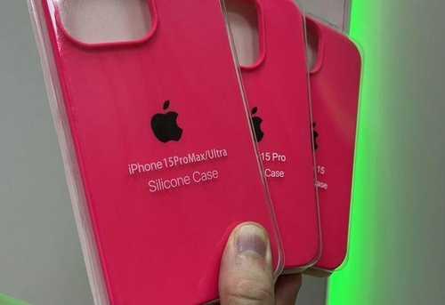 Розовый чехол фуксия для iPhone 15 pro max