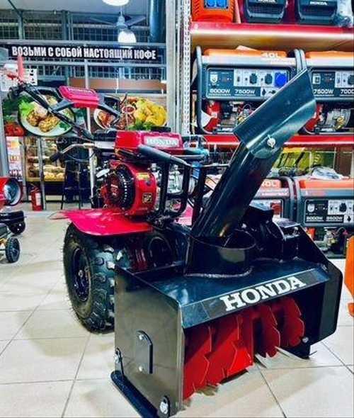 Снегоуборочная машина Honda 13лс
