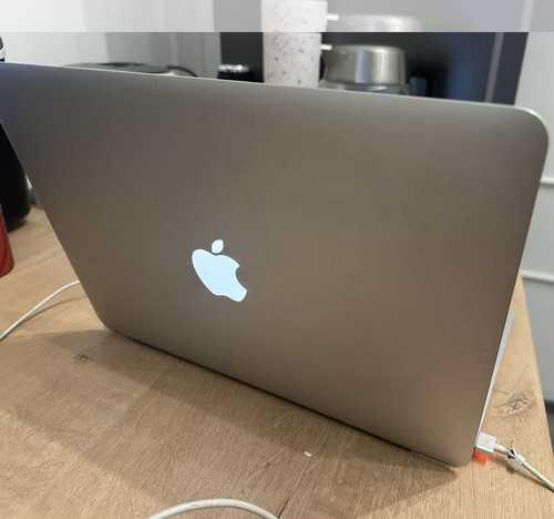 Apple macbook air 13 A1466