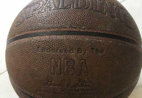 Баскетбольный мяч spalding