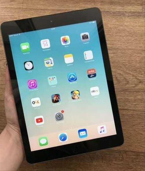 Apple iPad Air 1st Generation 32GB- Space Gray