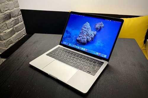 MacBook Pro 13 2019 i5 2.4 GHz/256 Gb 4 Tb/рст