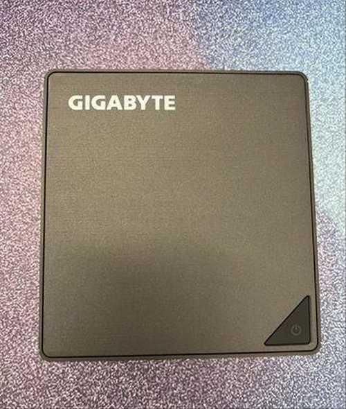 Мини пк Gigabyte i3-7100u / 4gb DDR4/ 120gb ssd