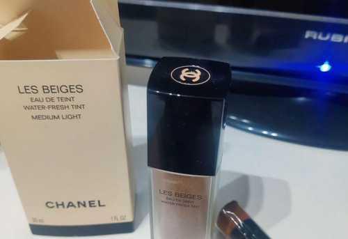 Тональный тинт-флюид Chanel