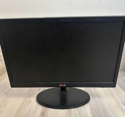 Монитор LG Flatron 19EN33S-BA