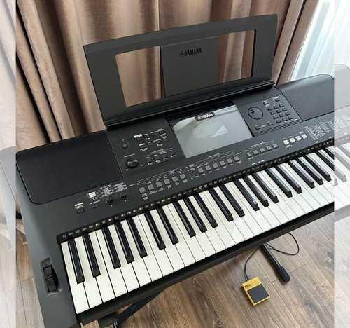 Синтезатор yamaha psr e463 с педалью и стойкой