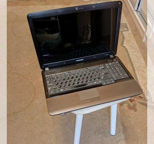 Ноутбук samsung r540