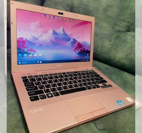 Премиальный ноутбук Sony Vaio i3\озу-12Гб\HHD500