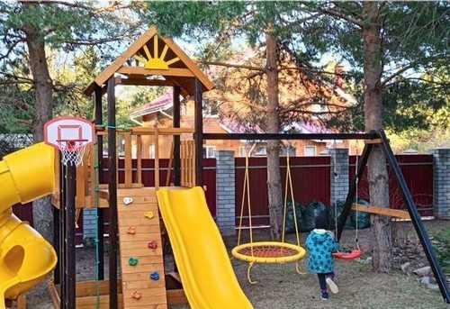 Детская площадка для лета и зимы