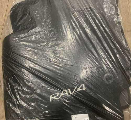 Автомобильные коврики на Toyota Rav4