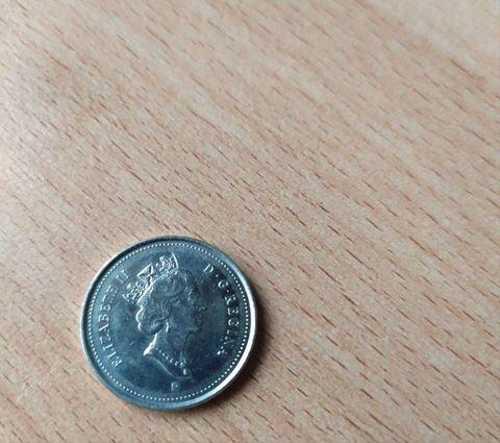 Монета 5 центов 2001 г