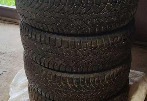 Pirelli Formula Ice 215/70 R16 100T