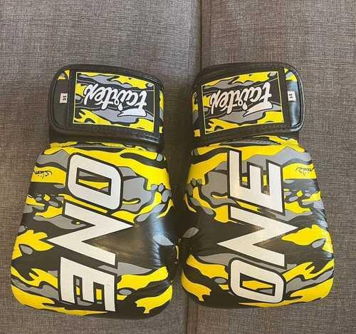 Боксерские перчатки Fairtex BGV ONE (14OZ)