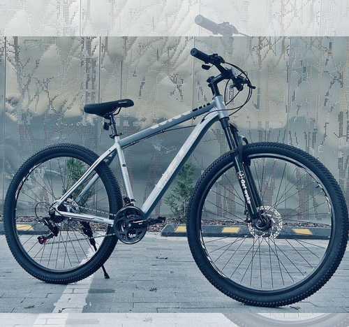 Дорожный велосипед на shimano 27.5 колеса