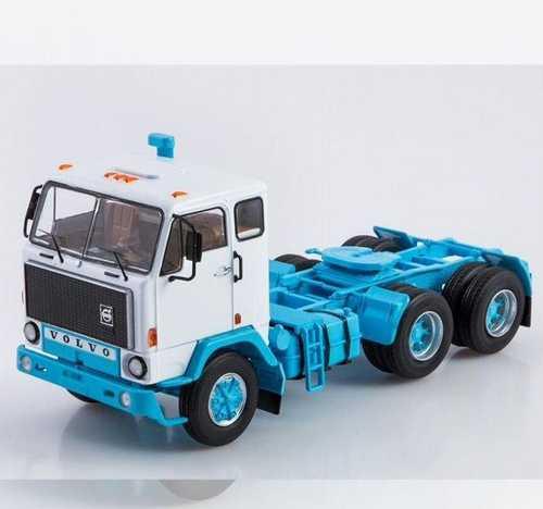 1:43 Volvo F89 седельный тягач, белый / голубой