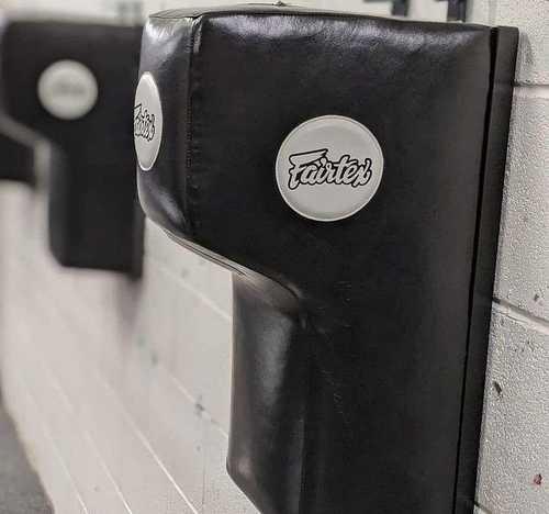 Апперкотная подушка Fairtex UC 1