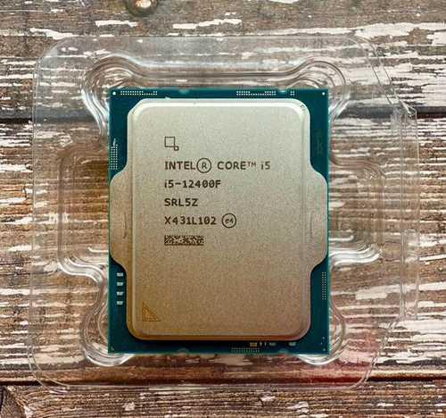 Процессор Intel Core i5-12400F