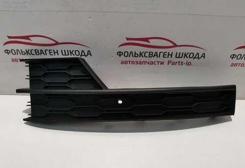 Накладка птф левая Skoda Octavia A7 2017