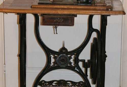 Антикварная швейная машина hermann kohler