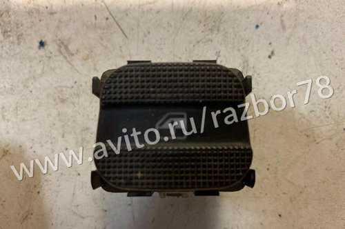 Кнопка стеклоподъемника VW Passat B4, Golf 3