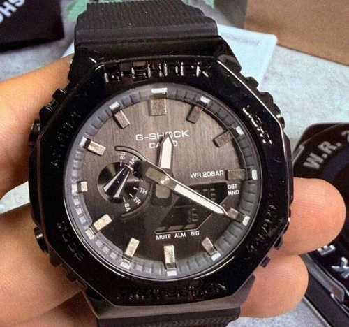 Часы Casio G-Shock GM-2100