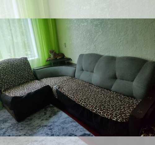 Угловой диван бу с аттаманкой