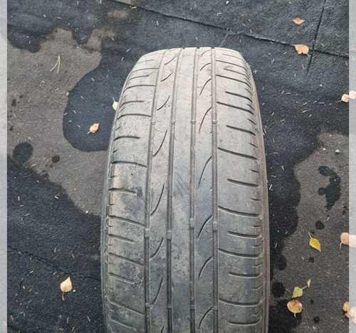 Bridgestone Dueler H/L 215/65 R16