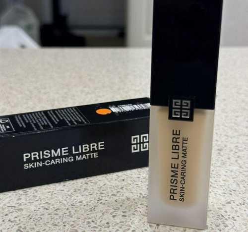 Тональный крем Givenchy Prisme Libre Matte 1-W105