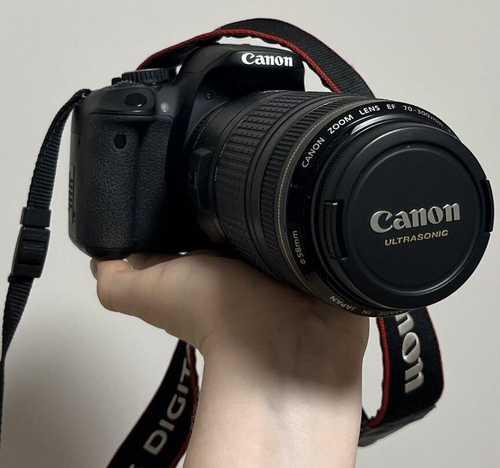 Зеркальный цифровой фотоаппарат Cannon 650D