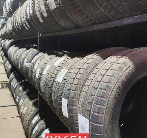 Viatti Strada Asimmetrico 215/55 R17 87M