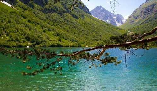 Бадукские голубые озера