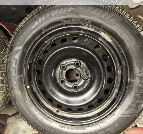 Bridgestone Ice Cruiser 7000 205/65 R16 95T