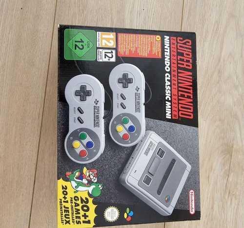 Super nintendo classic mini (snes)