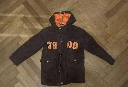 Демисезонная куртка на мальчика 128