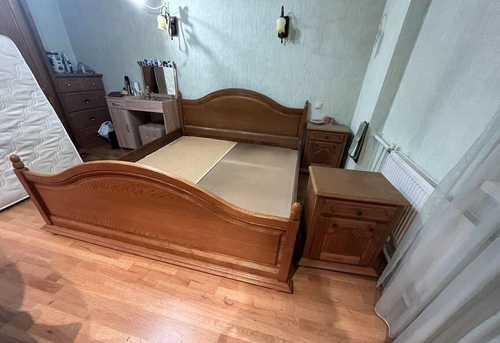 Кровать двухспальная 180 200 из массива дуба