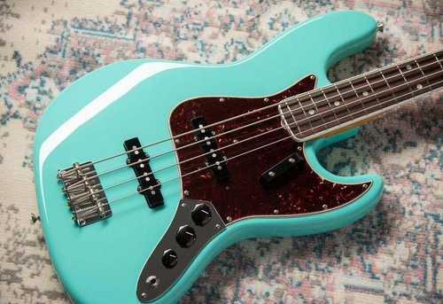 Fender American Vintage II 1966 Jazz Bass Green